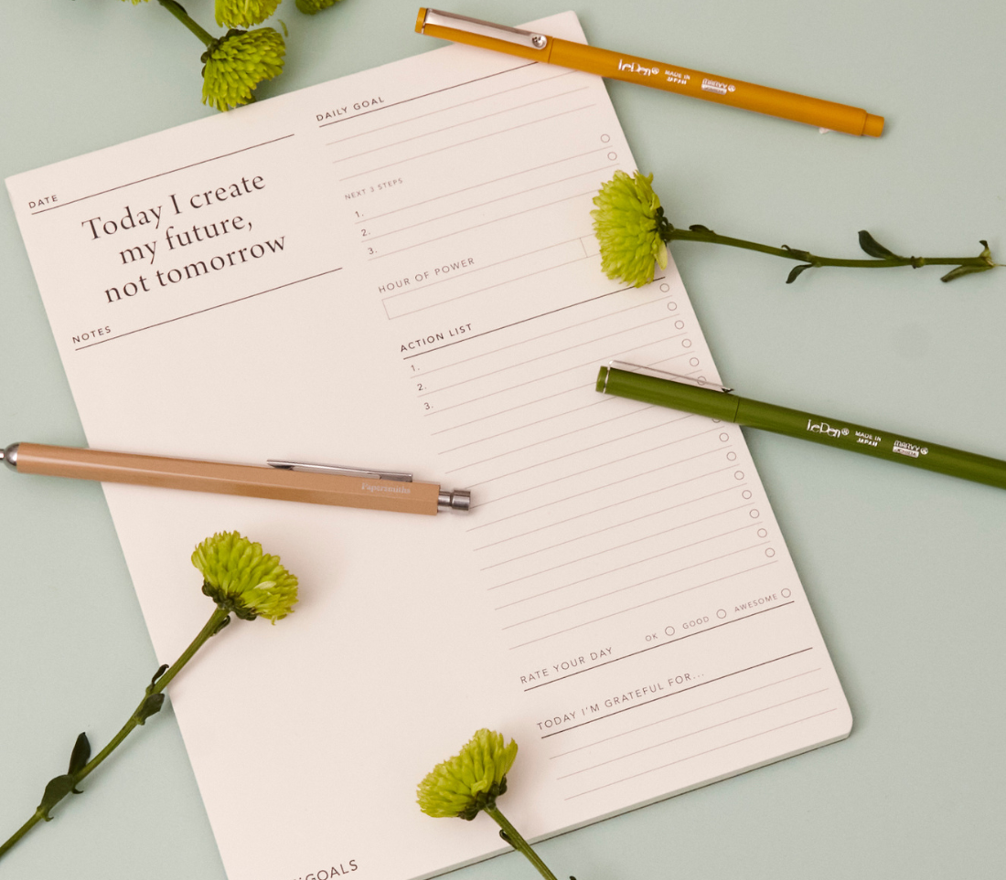 Desktop Planners & Desk Pads | Papersmiths